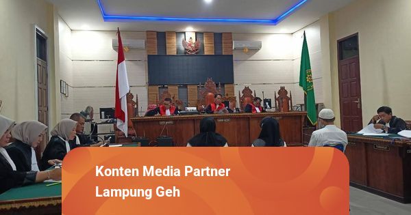 3 Oknum Pegawai Kejari di Lampung Jalani Sidang, Didakwa Korupsi Tukin ... 3 Oknum Pegawai Kejari di Lampung Jalani Sidang, Didakwa Korupsi Tukin ...